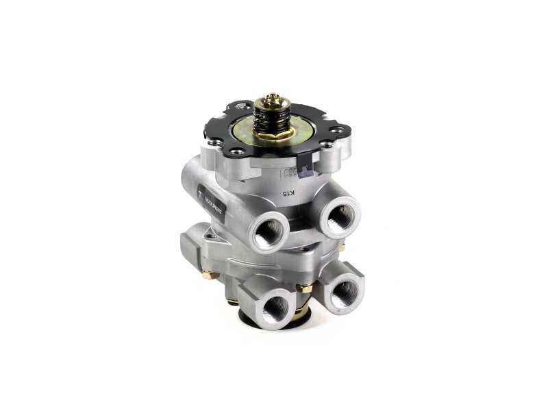 EM56310 | E8 Dual Brake Valve